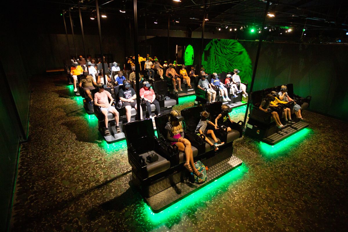 Gorilla Trek VR Experience - Milwaukee County Zoo