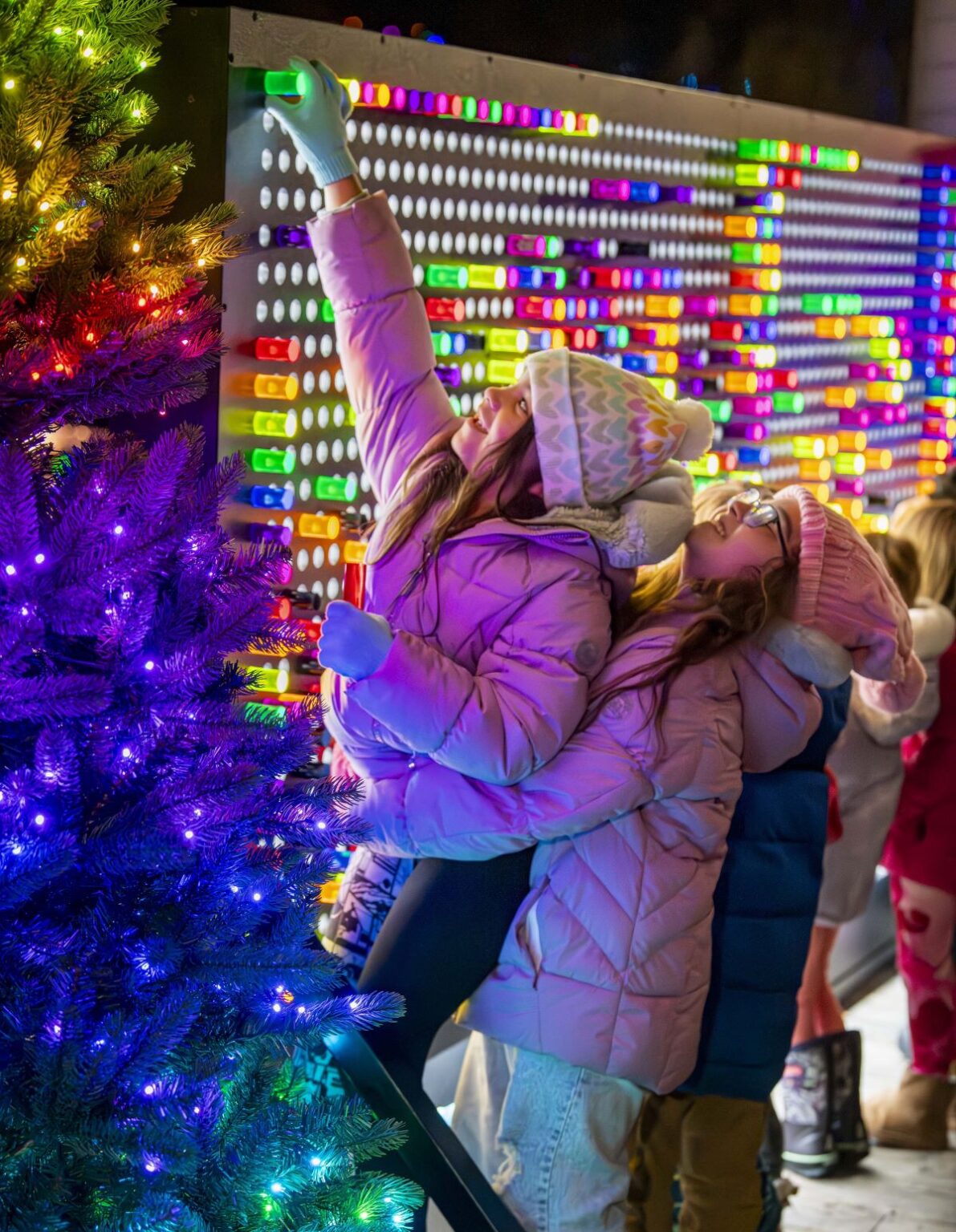 Wild Lights Cheers - A Wild Experience - Milwaukee County Zoo
